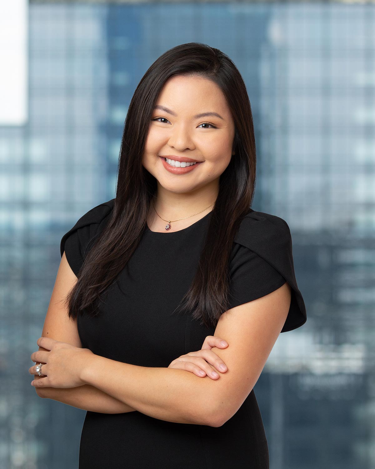 Hannah Thai | People | Vinson & Elkins LLP