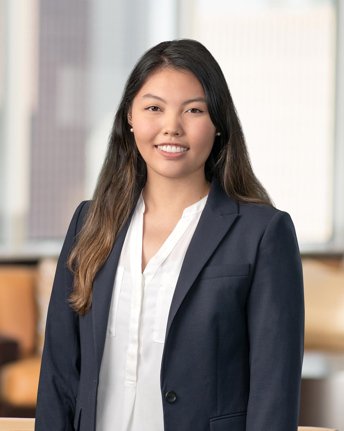 Lillian Sun | People | Vinson & Elkins LLP