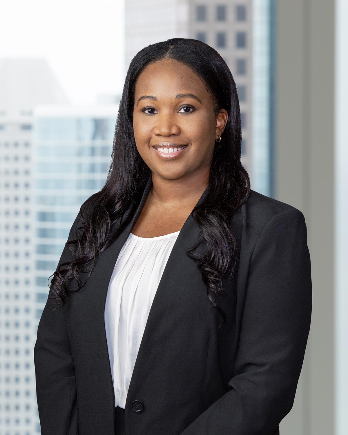 Destiny M. Alliniece | People | Vinson & Elkins LLP