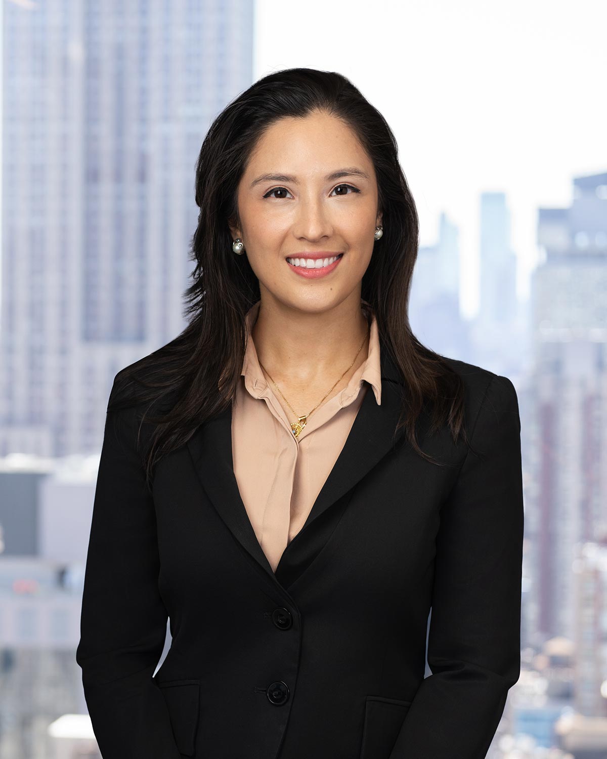 Leila Ravi | People | Vinson & Elkins LLP