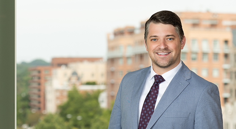 Vinson & Elkins Announces 2025 Class of New Partners and Counsel | News ...